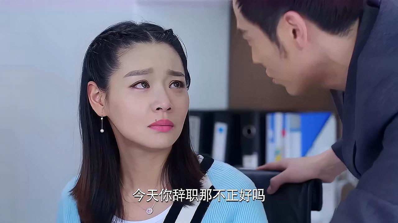美女委屈哭泣图片 动态图库网